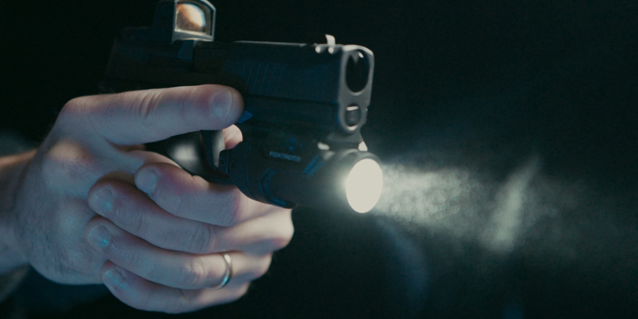 Battle of the P365 XMacro Lights: Sig Sauer Foxtrot2, Streamlight TLR ...